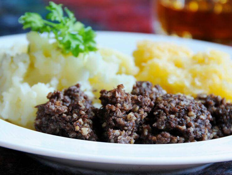 Travel - LINKS Magazine