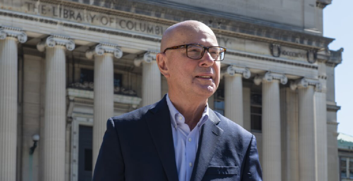 Characters: Golf Statistics Expert Lou Riccio - LINKS Magazine