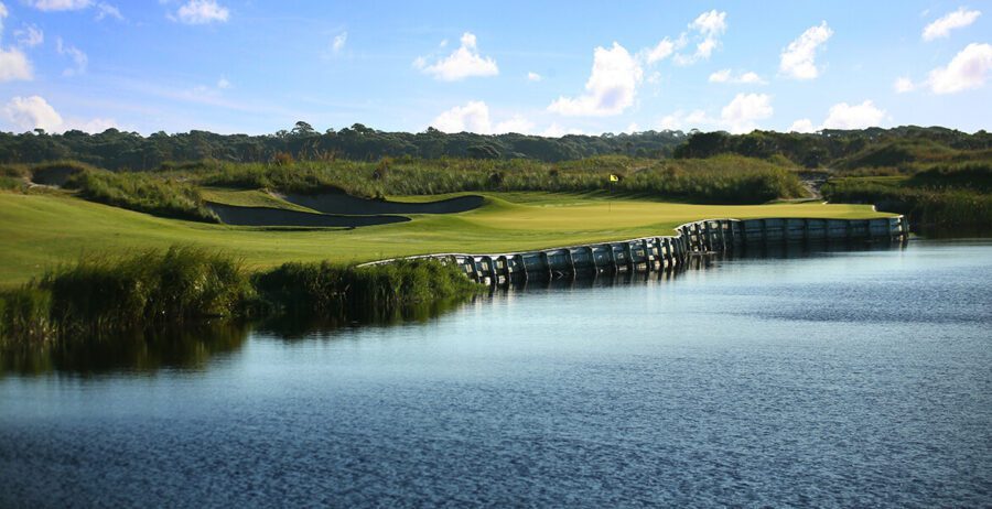 12 of Golf’s Scariest Watery Graves - LINKS Magazine
