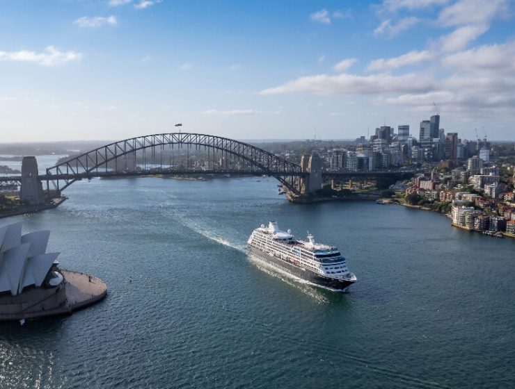 Travel - LINKS Magazine