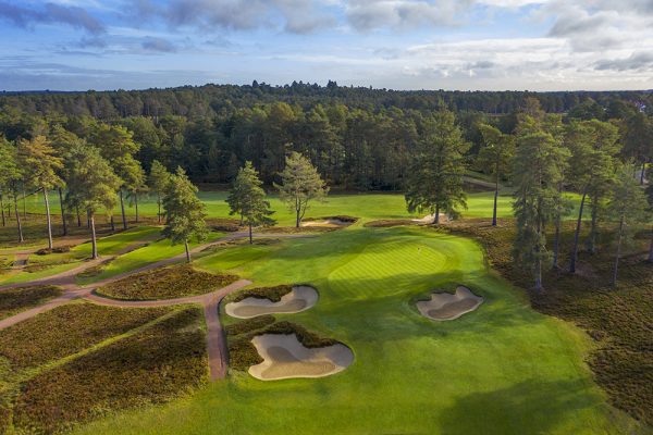 Top 10 Golf Courses in London, England - LINKS Magazine
